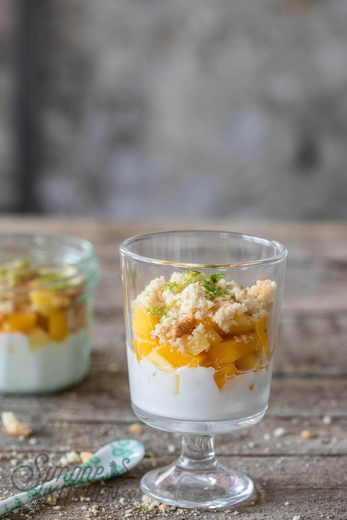 Nog een snel paasdessert nodig? Mango surprise! - Simone's Kitchen