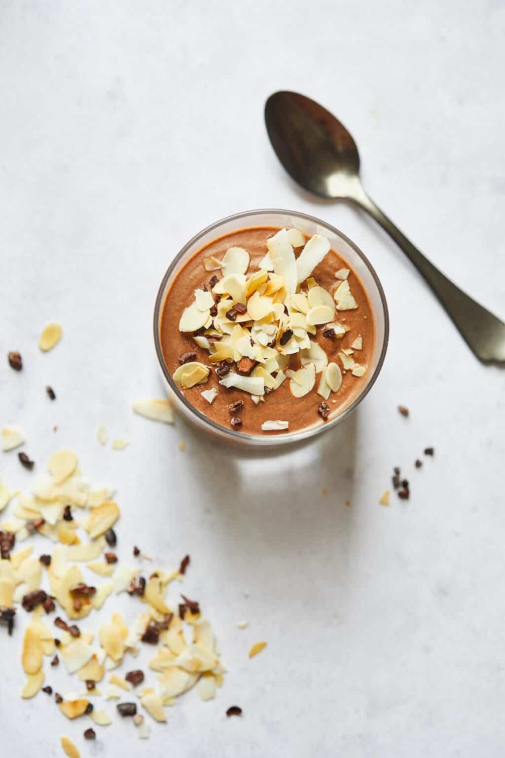 Vegan chocolademousse met kokosmelk - Simone's Kitchen