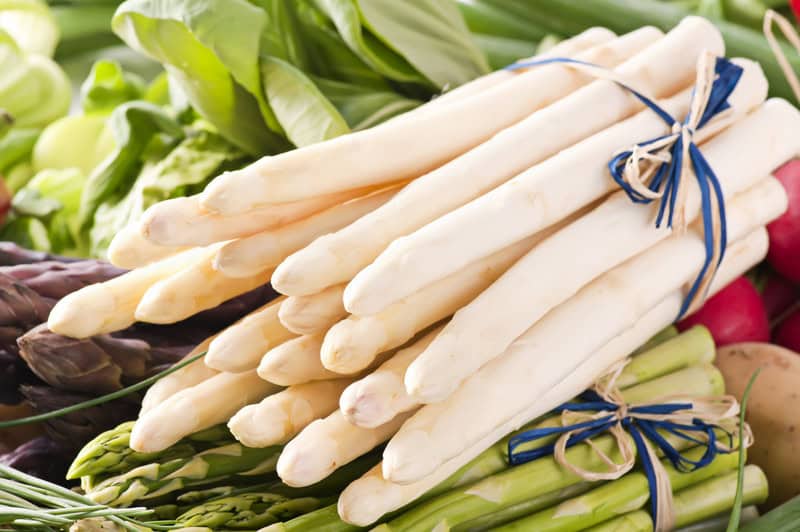 Waar moet je op letten bij bereiden witte asperges - Simone's Kitchen