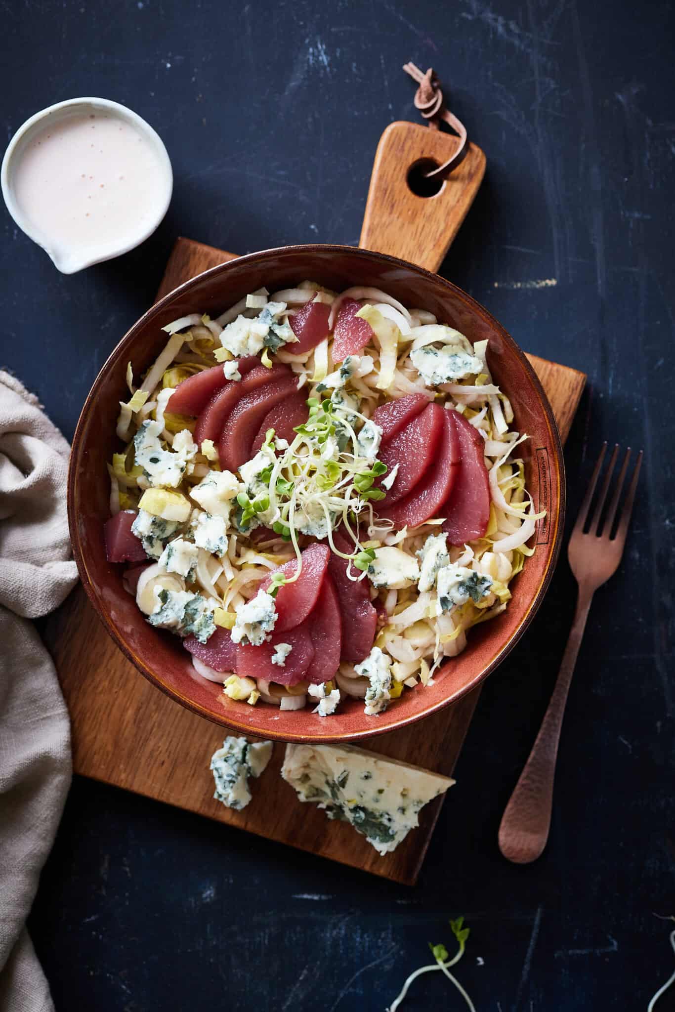 Witlofsalade met stoofpeer en blauwe kaas - Simone's Kitchen