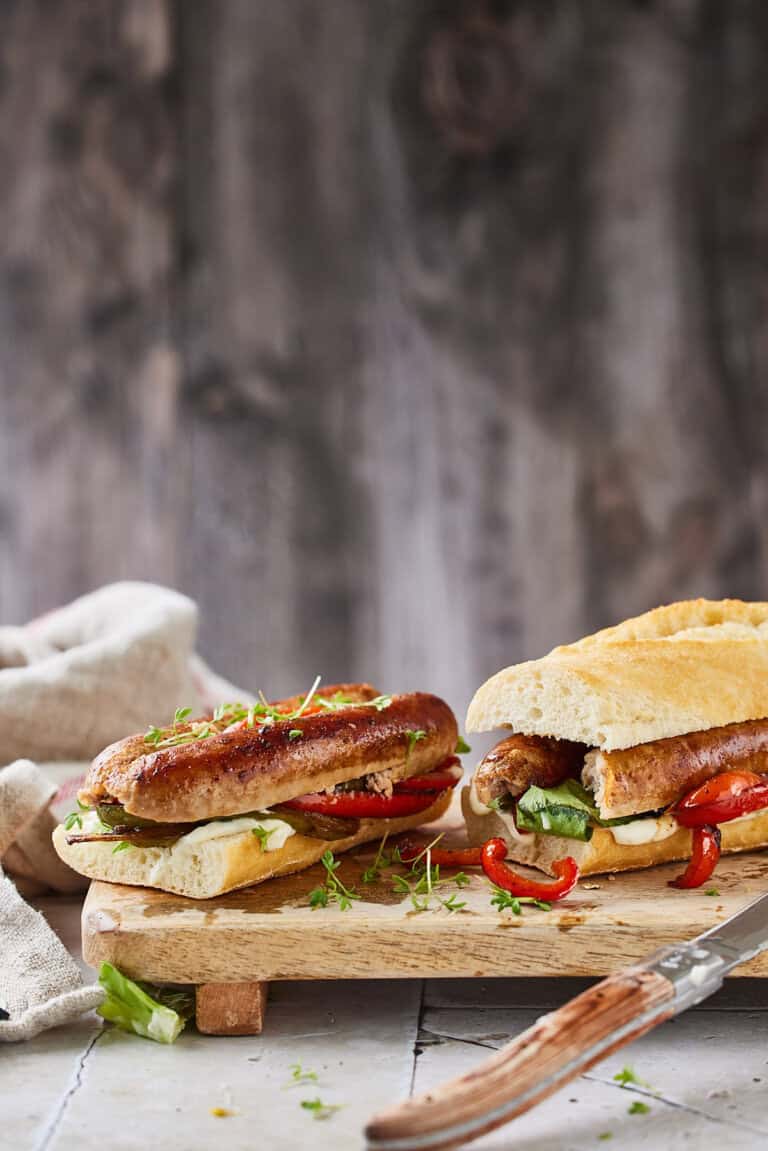 Broodje braadworst met geroosterde groente - Simone's Kitchen