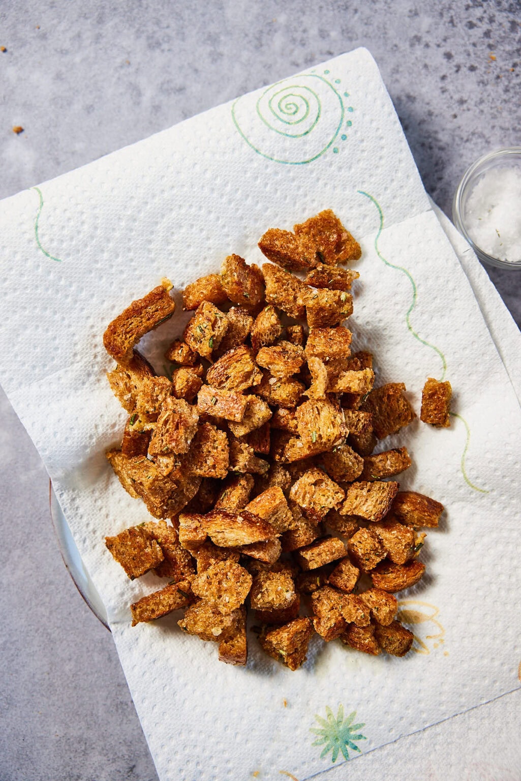 Zelf makkelijke croutons maken | Simone's Kitchen